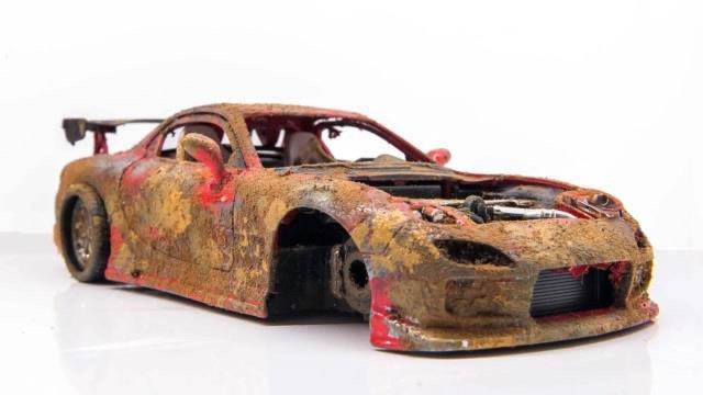 小伙翻出儿时的车模,将其翻新后,成品比原来还惊艳了