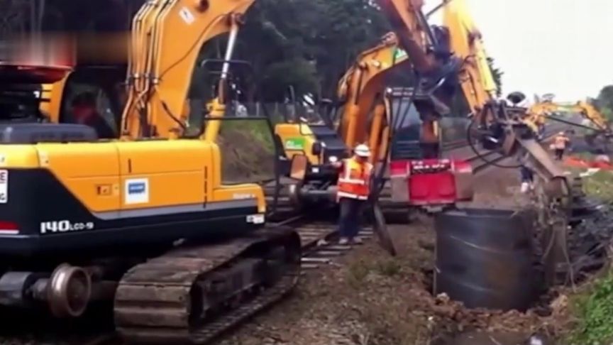 世界上最大的工程机械,工作的时候更是霸气