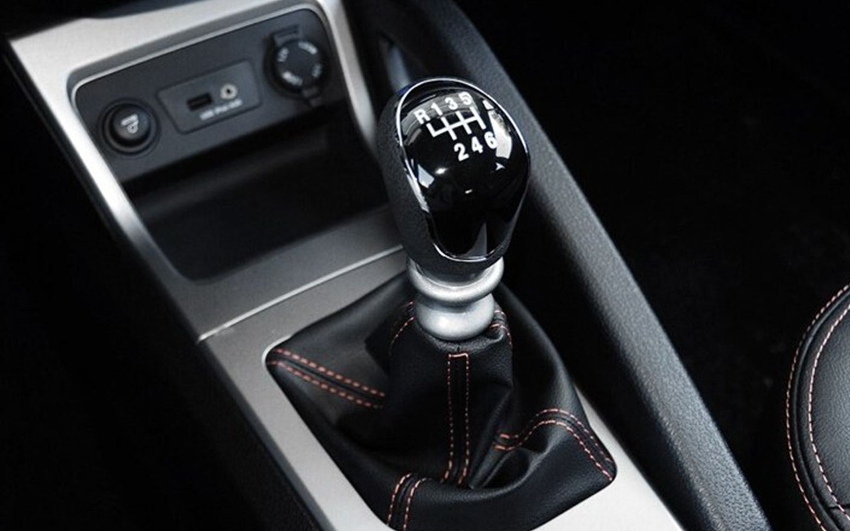 开手动挡车常见的6个问题,新手要多看看,对你以后开车有帮助