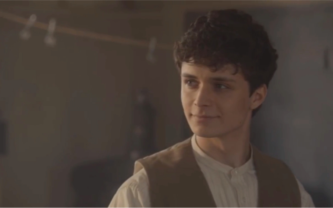 小小安妮 (女主和男主的爱情转折)