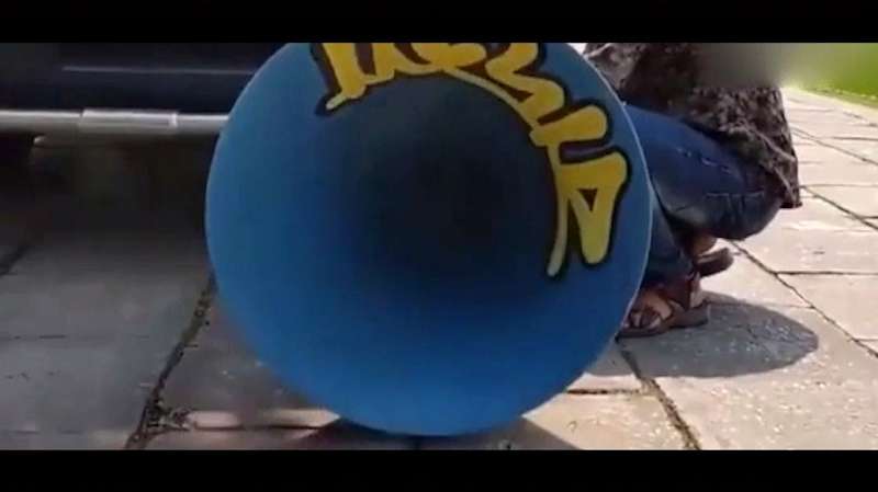 汽车排气管装上大喇叭会怎么样?