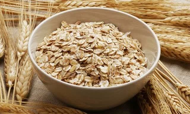 有个养生妙招医生想教给你!每天来点燕麦,身体会收获这些益处!
