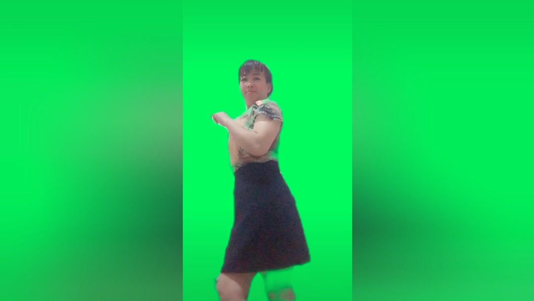 里又出新功能了,直接能拍绿幕了。不用那么麻烦去找绿幕了,好用!拍同...