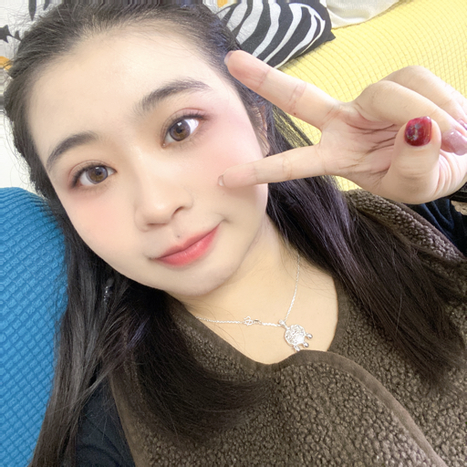 爱美甲的兜兜兜 