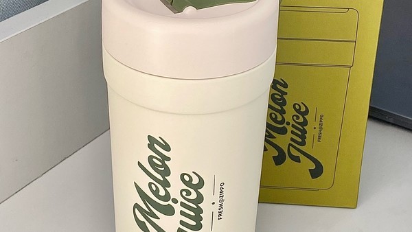 有这么好的咖啡杯也太享受了吧