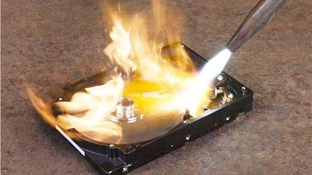 为啥电脑换了固态硬盘会变快 它比机械盘强在哪?