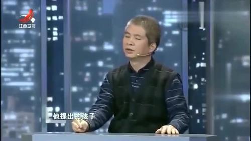 男子借钱建房子,遭到老婆反对,连日常花销都没有