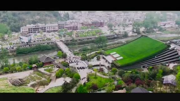 ...20日张家界路虎车友会为2019中国路虎大会暨路虎总动员做的宣传片...
