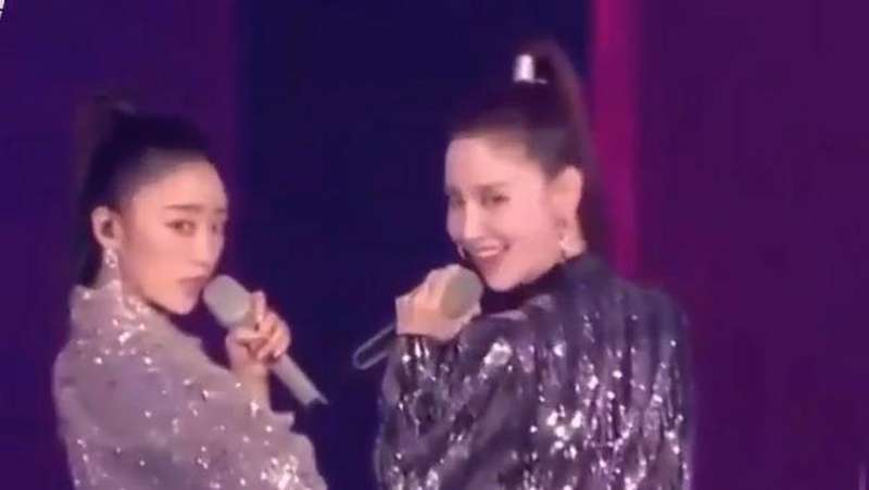 30秒|“张乘乘”“林有有”同台演出上演引热议