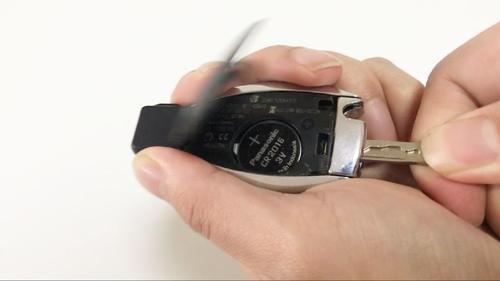 4S店最不希望你学会,手把手教你换车钥匙电池,本人换很便宜