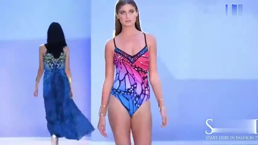 时装秀,时尚泳装走秀,太精彩了这样的走秀表演