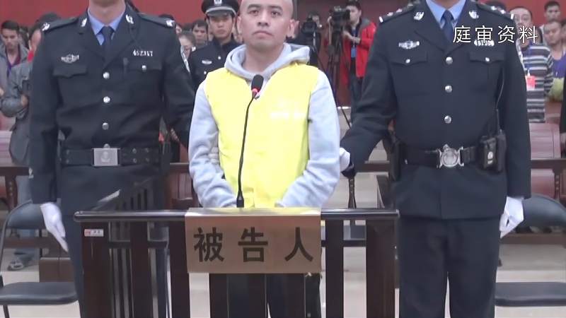 法治:男子模仿电视剧杀人,法官判死刑,男子竟笑着答谢!