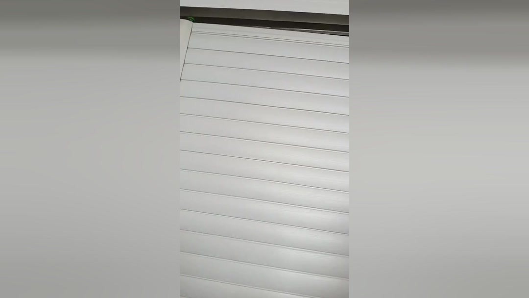 衣柜门安装