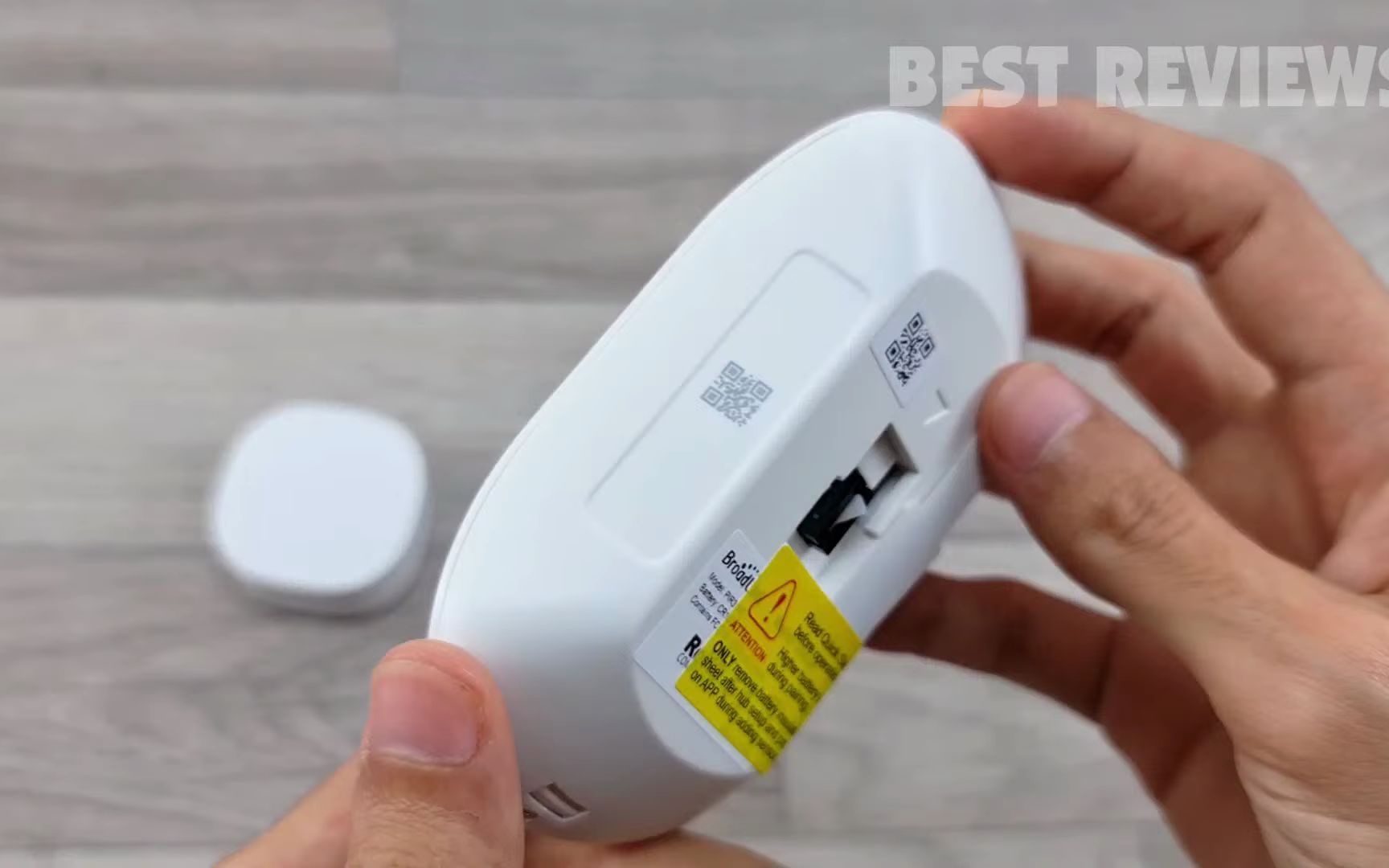 用于家庭自动化的 BroadLink 智能运动传感器 PIR 拆箱和审查