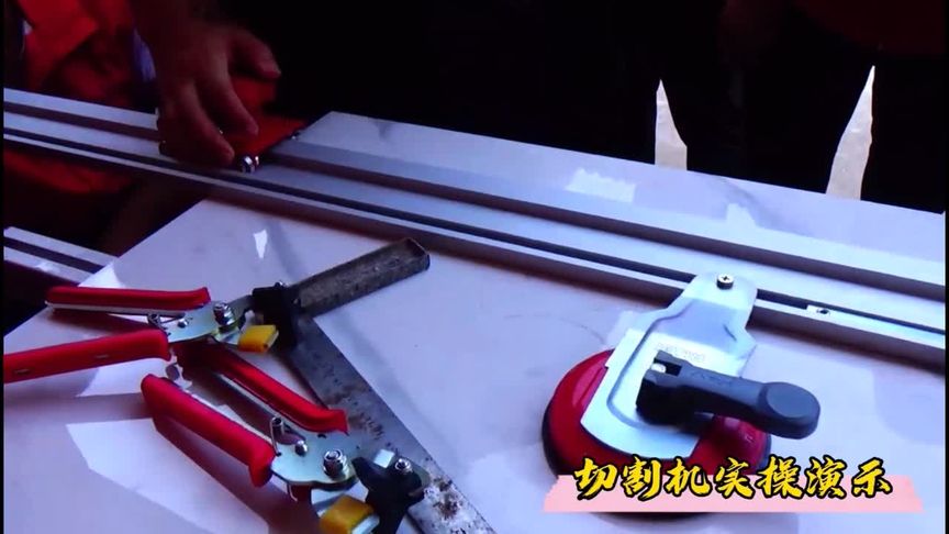 #这个视频有点料 现场切割#岩板 #瓷砖大板 就是这么简单。#