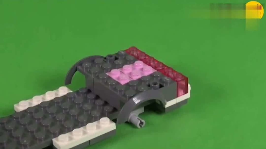 搭建粉红皮卡小汽车,乐高积木MOC基础教程