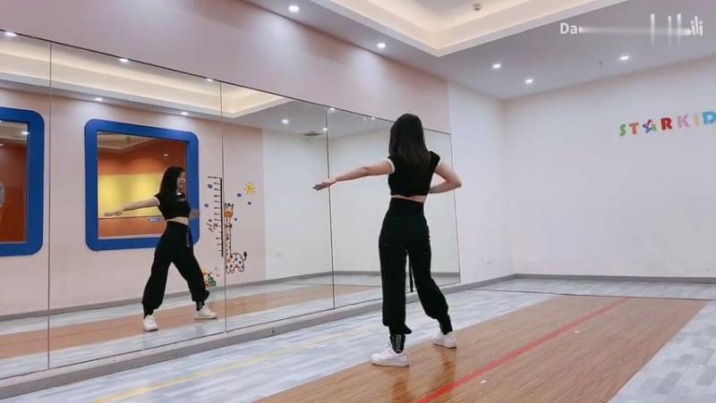 (爱你 分解教学2 )虞书欣 青春有你2舞蹈教学