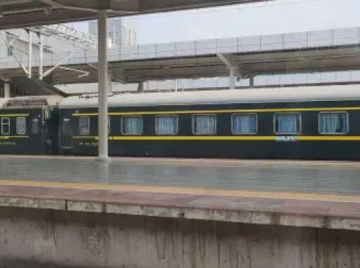 20191003 T26次列车南宁站发车