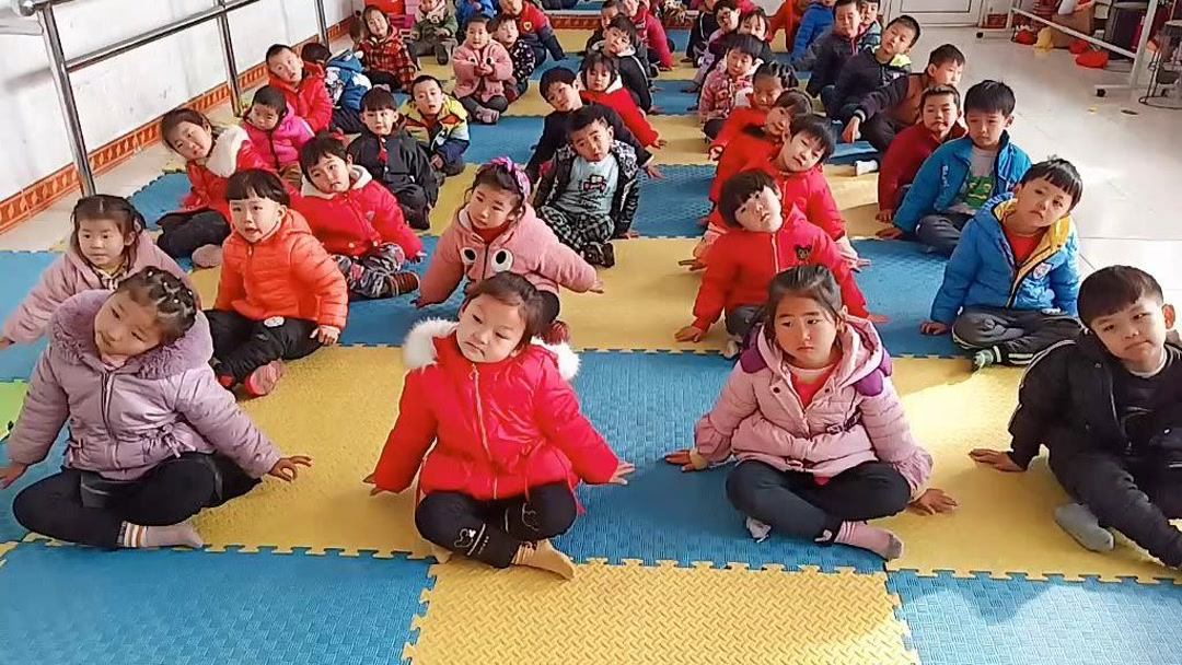 童之梦幼儿园手势舞