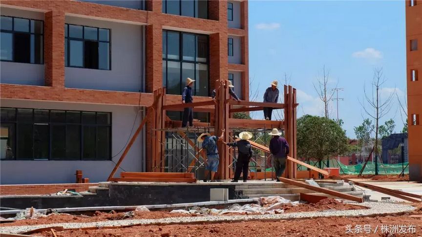 「航拍」荷塘区美的学校,今年9月开学,一到六年级计划招生800名~