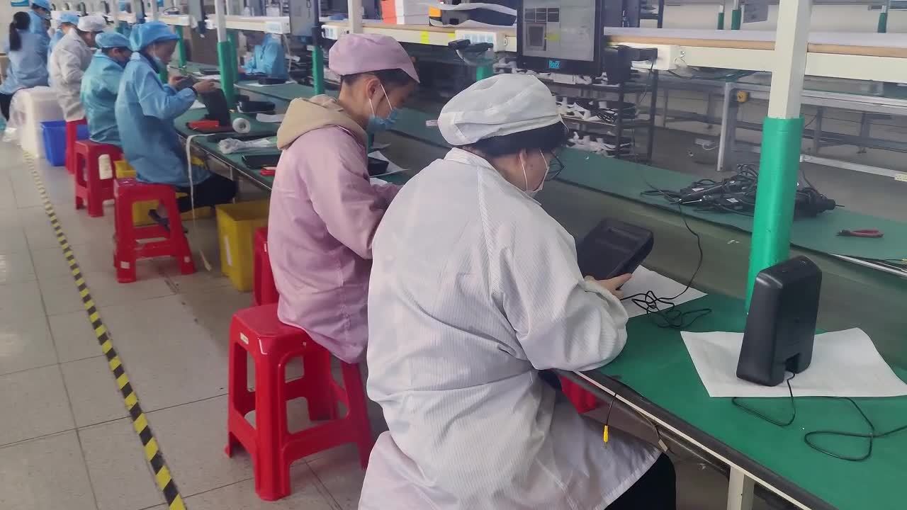 智能数字时钟机厂家组包装现场