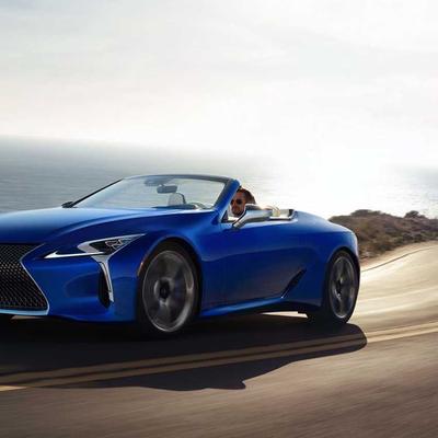 ...动力方面,特别版车型的动力总成与硬顶版本一致,搭载5.0升V8自然...