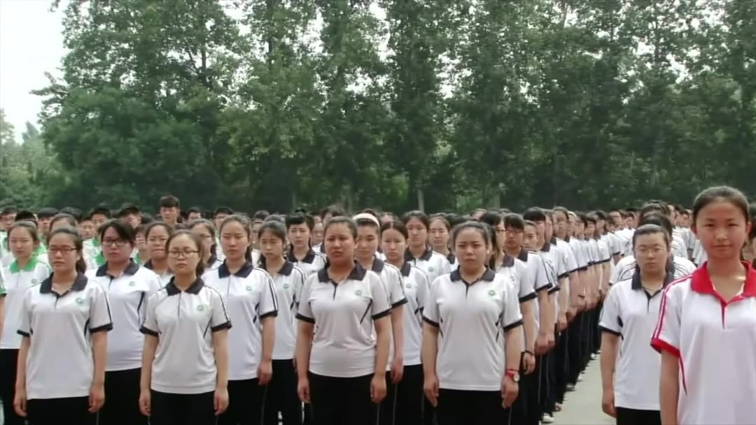 壮行——淄博十七中高三学生最后的升国旗仪式