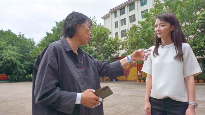 垃圾场边建学校, 洗干净的衣服掉沙子,张桂梅:当时是真没办法