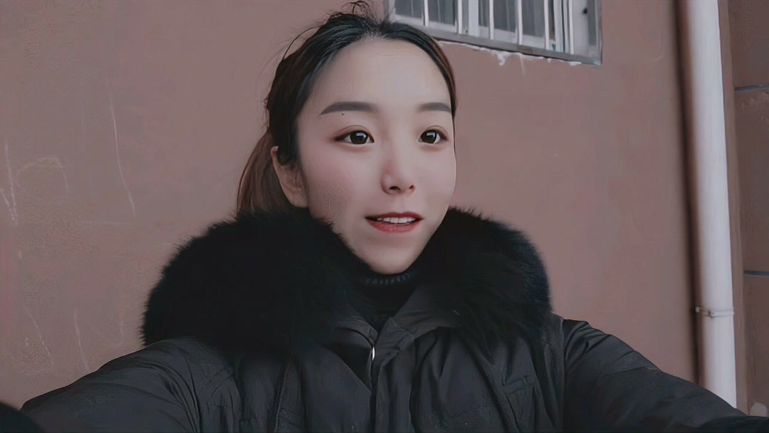 学校举行元旦晚会,男女生准备的舞蹈太棒了!