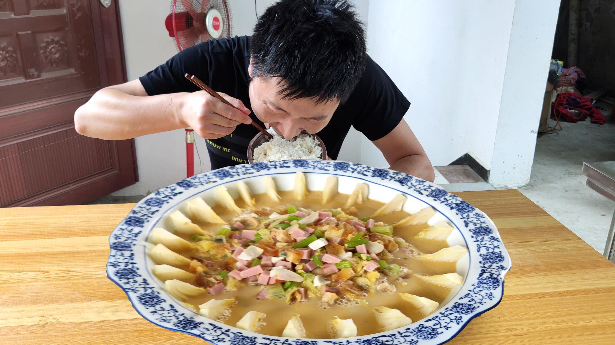 3元食材做道上汤娃娃菜,汤汁鲜美,脆嫩爽口,吃出高大上的感觉