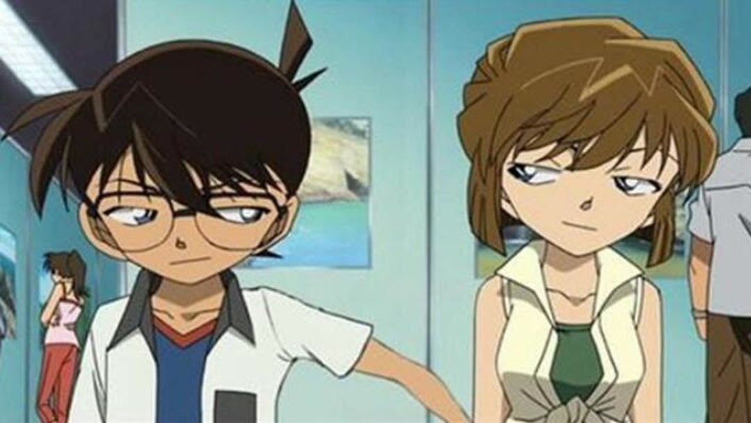 名侦探柯南:盘点那些知道柯南真实身份的人物,其中两位是美女!