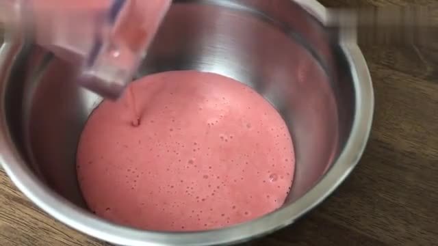 不用烤箱就能轻松做的甜品,颜值也很能打。