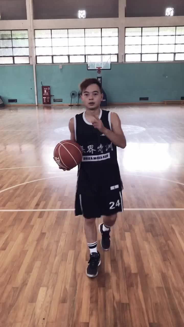 投篮没有抛物线,出手不会压腕怎么练?进来看看,宁学会了吗