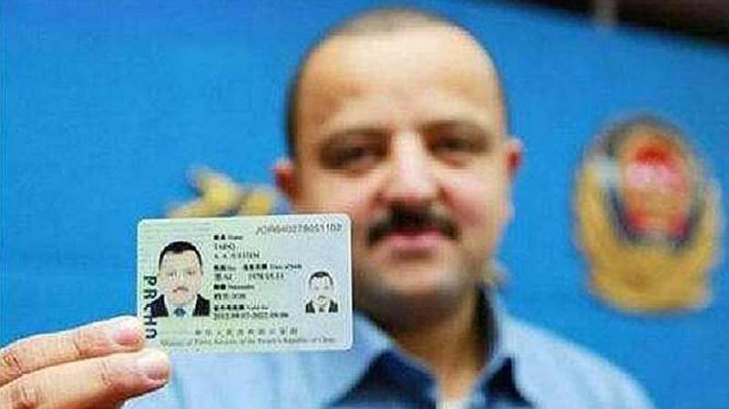 中国绿卡是世界上最难拿的绿卡,那么拿到中国绿卡的都是什么人?