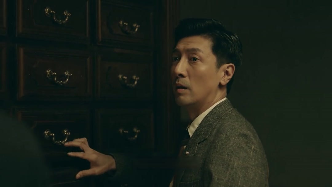 《前行者》陈亨礼吐槽流程太麻烦 天目找到了陈烈的档案