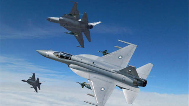 枭龙战机成国际大热?邻国霸气一口气购买了18架!