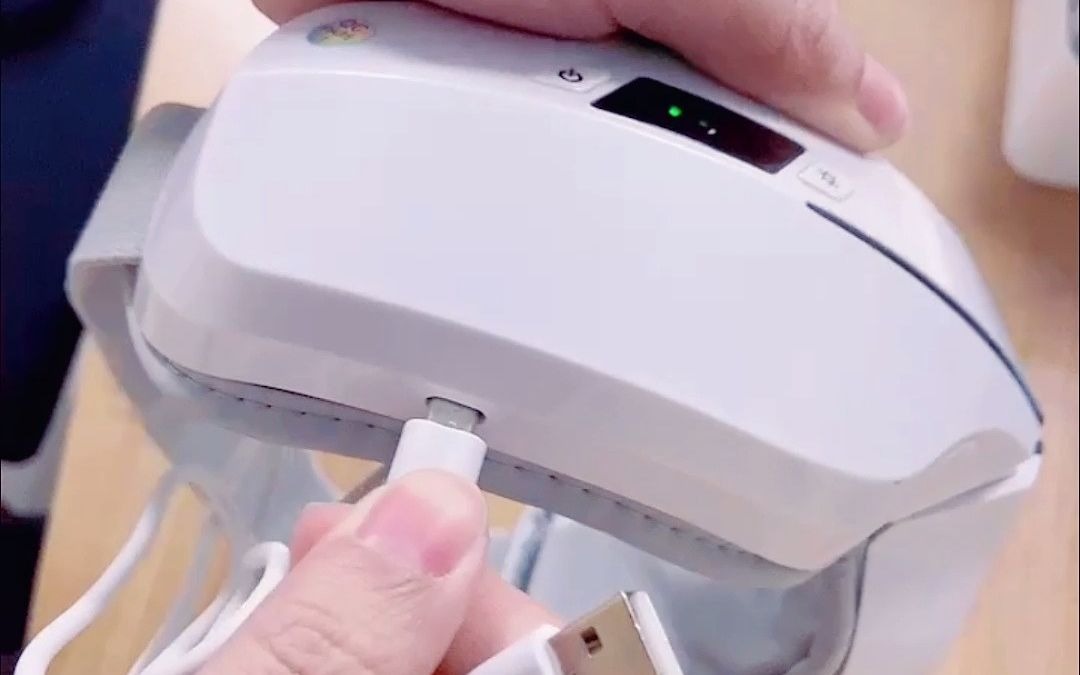 079眼部按摩仪-热敷款 操作视频