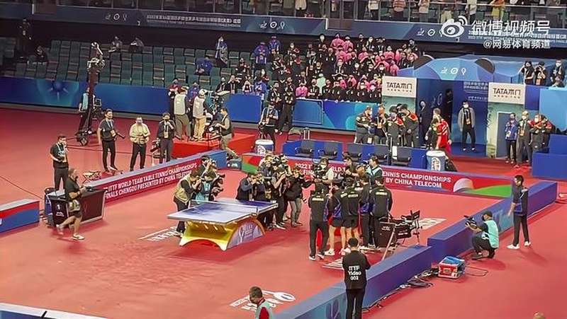 ...这场比赛他将全力以赴,“做好再打5场的准备”。 首盘比赛,樊振东一...