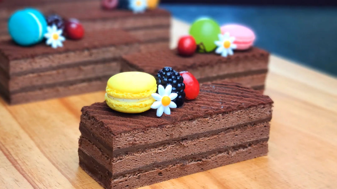 甜品店贵贵的巧克力蛋糕,用最简单的材料在家也能DIY!好吃好玩