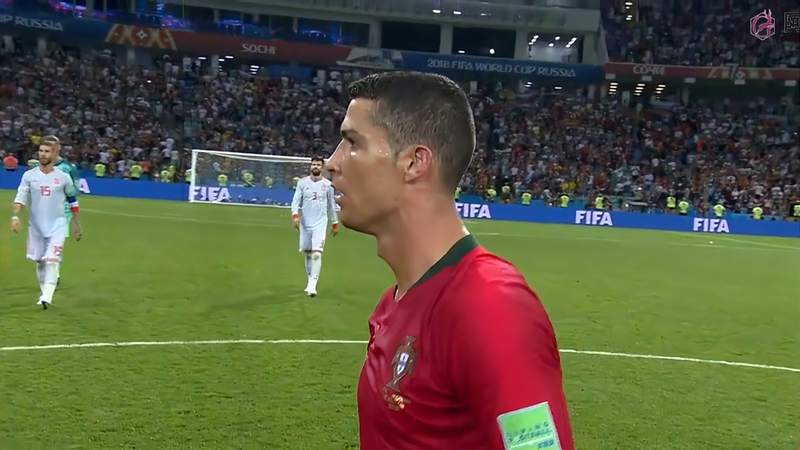 2018年俄罗斯世界杯经典战,C罗名场面照片出自这场比赛!4