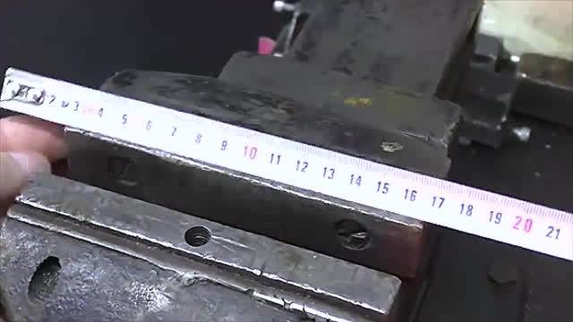 高手就是高手自制一台压管机,整个过程看着就是一种享受