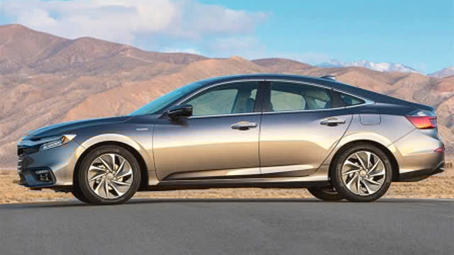 本田神车下凡!新车颜值吊打凯美瑞,标配第三代混合动力要啥迈腾