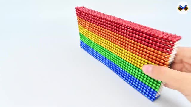 小伙用巴克球制作仓鼠房子,看完我服了,这创意不服不行