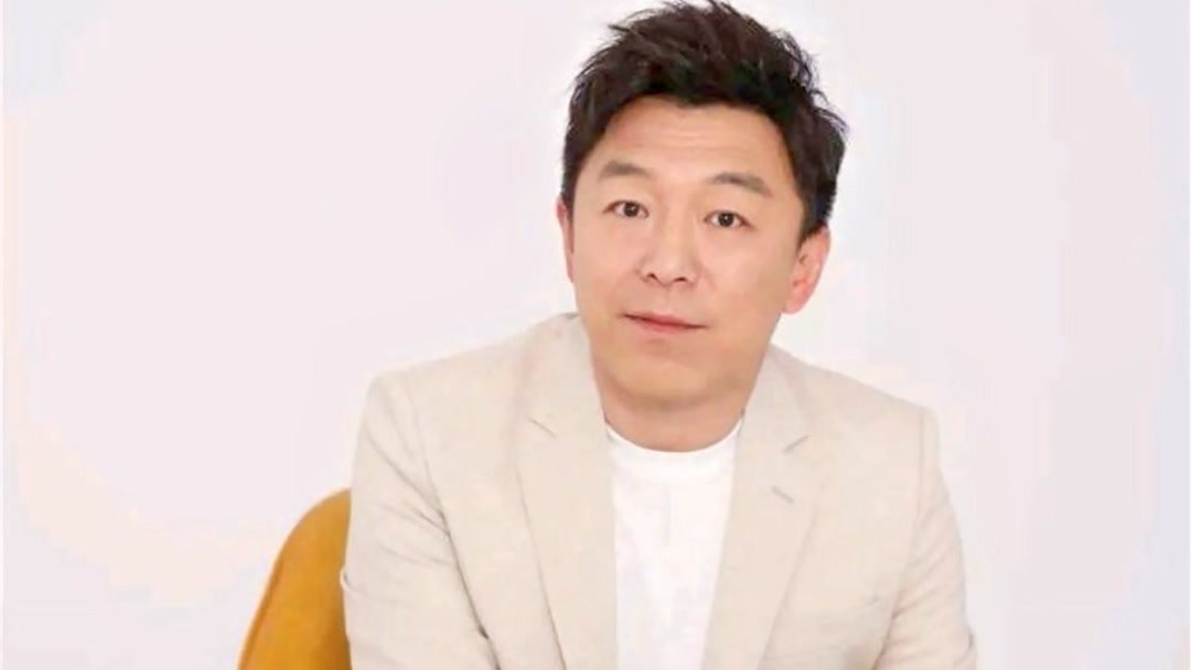 44岁黄渤妻子曝光,原来是我们熟悉的她,难怪林志玲都不娶了