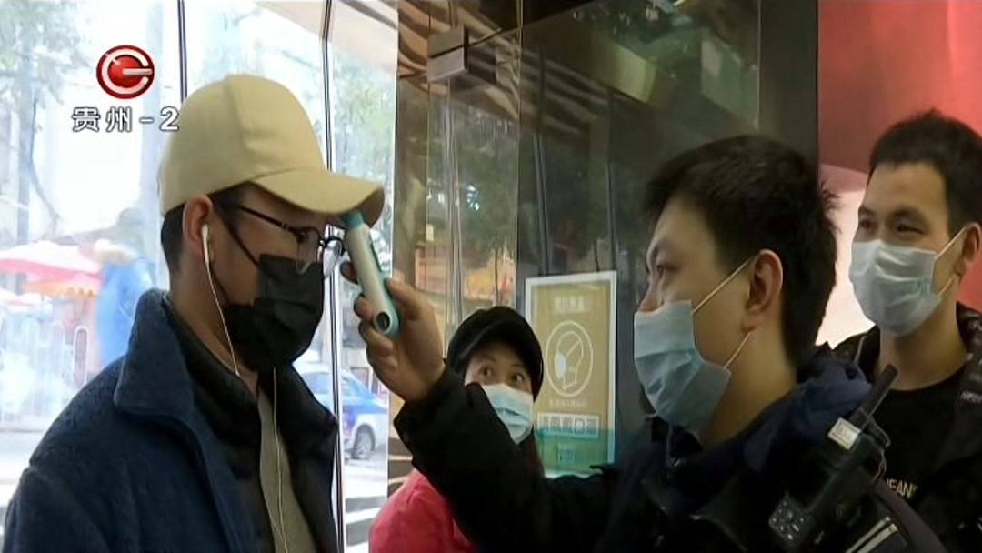 无法扫描健康码 通行证明解难题