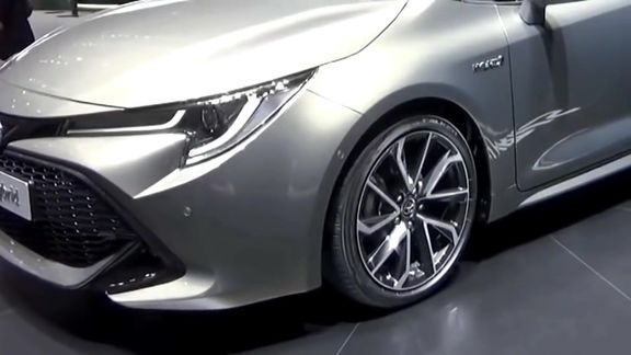 2019款全新丰田 AURIS,超高颜值两厢车,12万起售,或成爆款