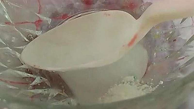 用家里的材料做起泡胶,只需要三种材料,简单又好玩