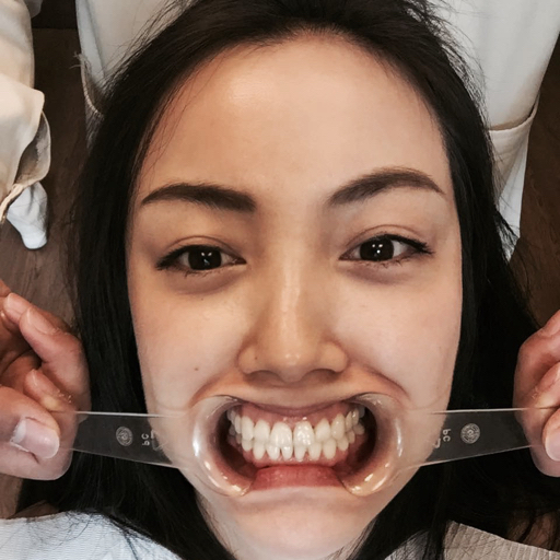 姚局局 