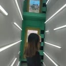 krystal besos 