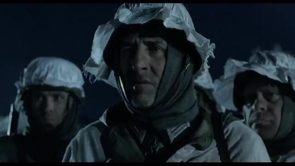 经典二战电影《斯大林格勒战役》,伏击却遭遇坦克士兵被活活碾死